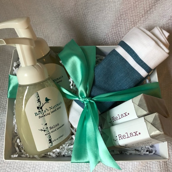 Boyle’s Naturals | Other | Boyles Naturals Relax Gift Set | Poshmark